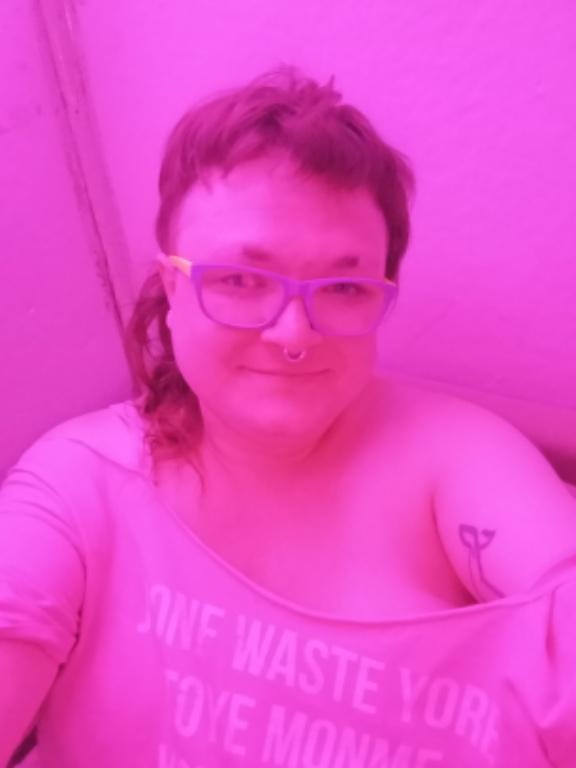 Sexy TS Nyx, plus size alternative trans woman - Fastiko.au