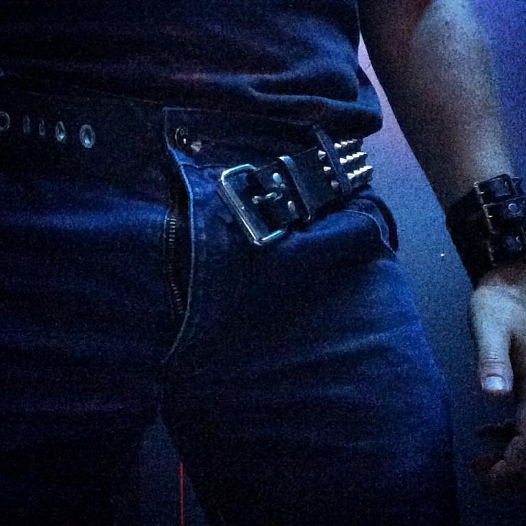 Male Master for Men – Slaves – BDSM – Male 2 Male – Training - Fastiko.au